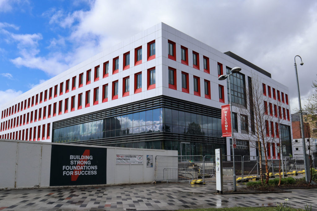 Science, Engineering & Environment Building, Salford University ...